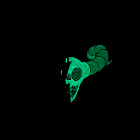 Billy the Lich Pin (Glow in the dark) – Thenamel
